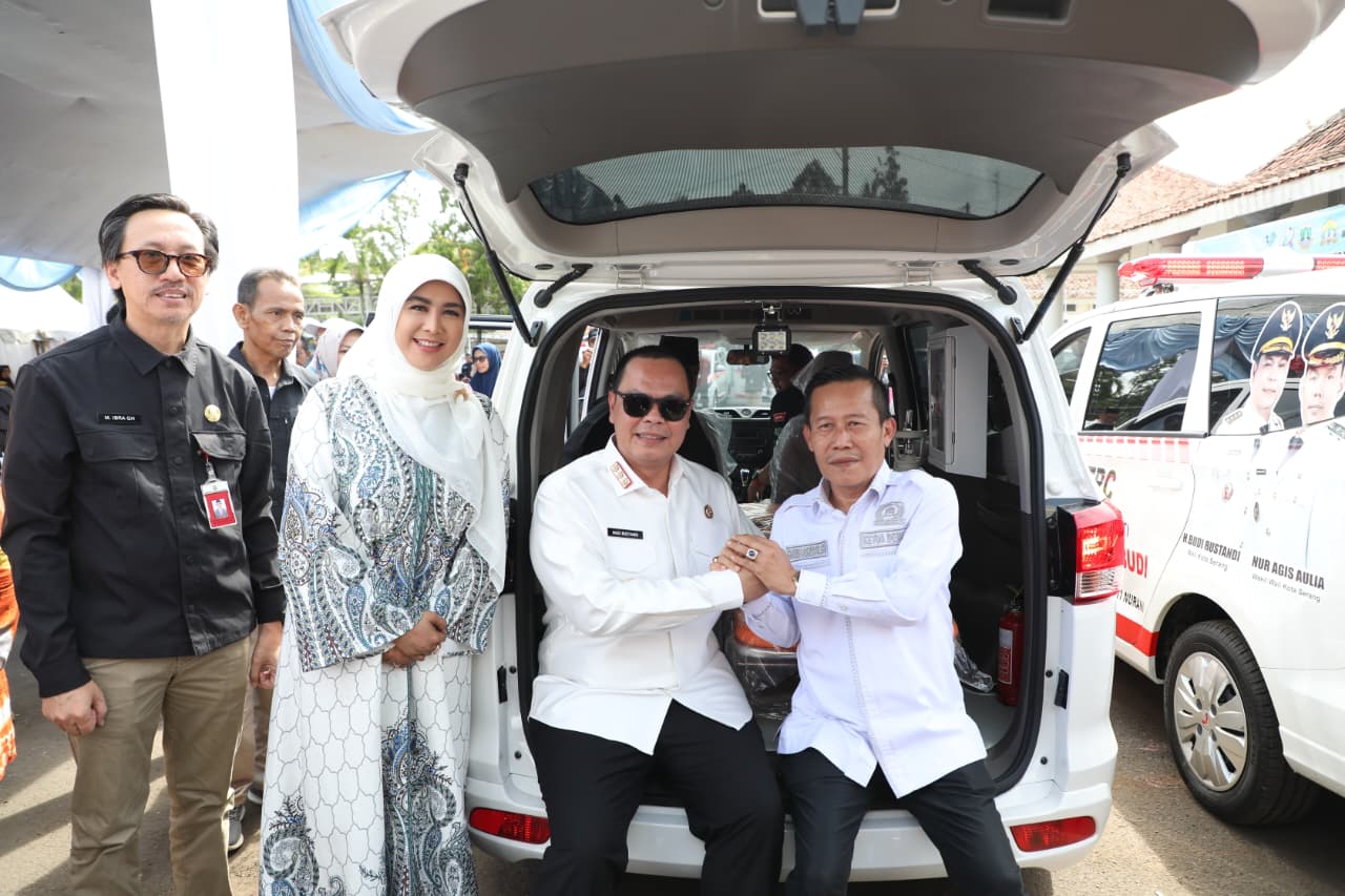 Budi Rustandi Luncurkan Ambulans Gratis untuk Warga Kota Serang, Siap ...